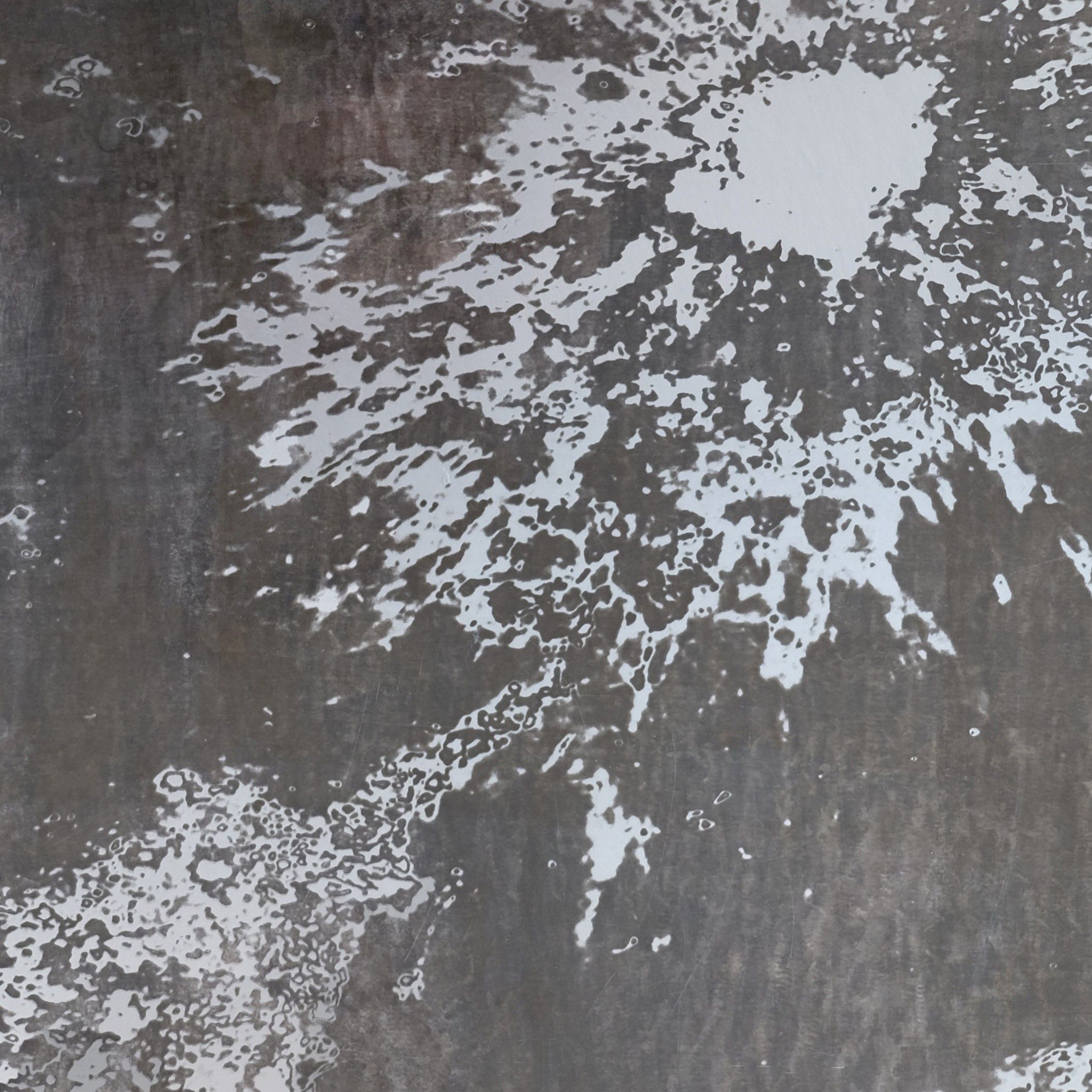 The Planium metal coating in the Luna texture