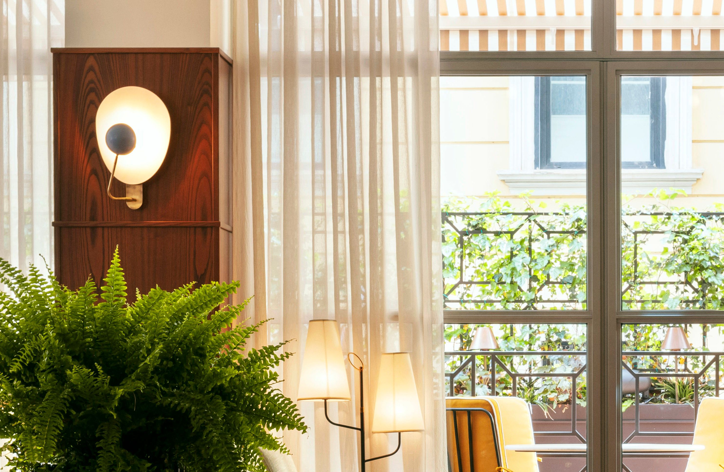 Leuchten von Contardi für neues Hoxton Hotel im Stadtteil Parioli in Rom