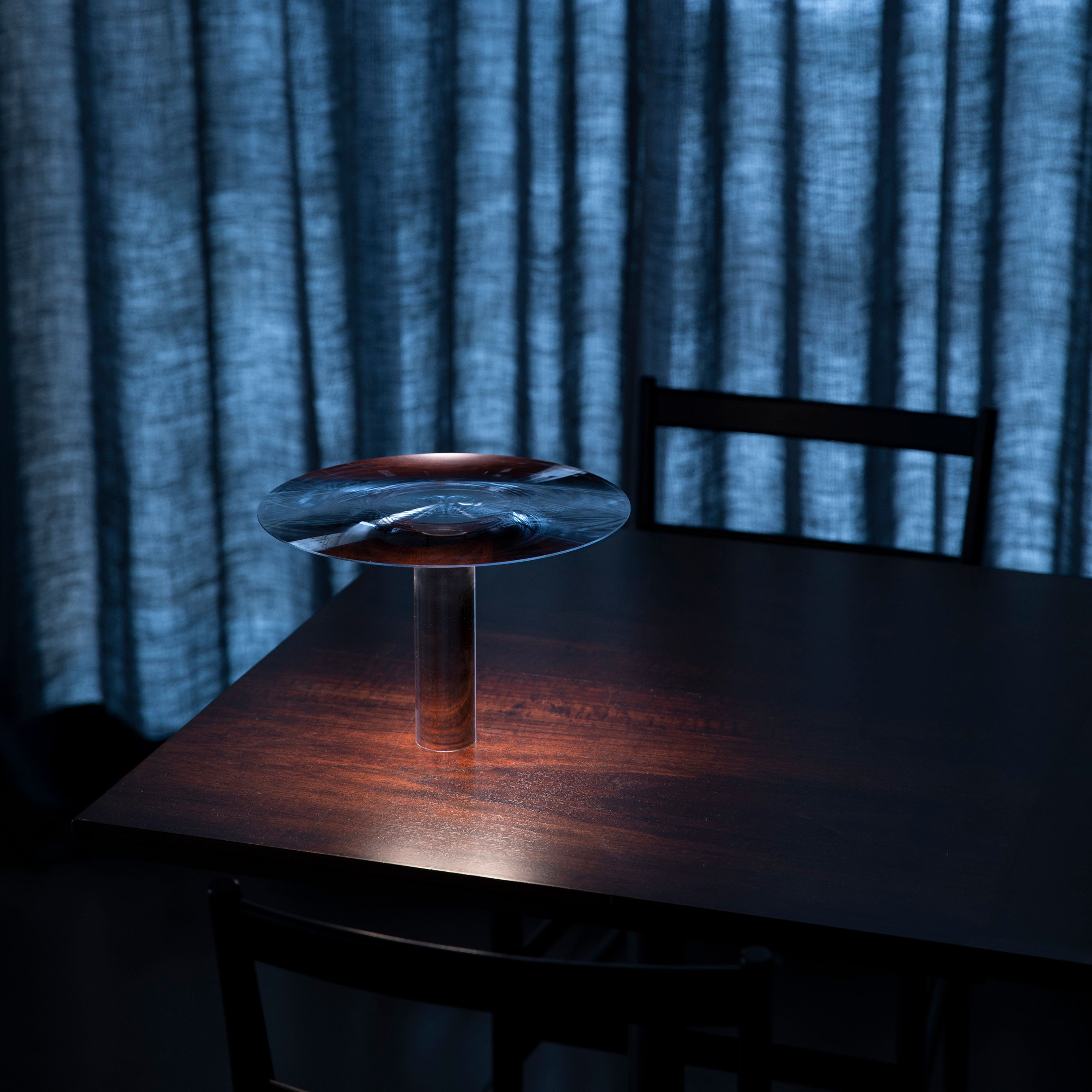 Vis à Vis, the new Davide Groppi rechargeable table lamp