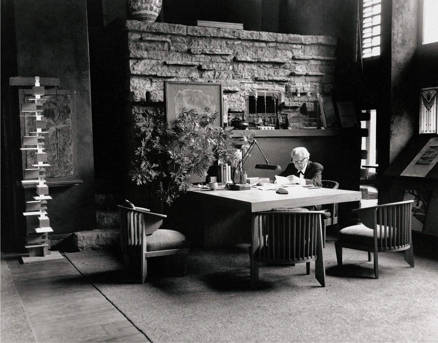 Yamagiwa lamps by Frank Lloyd Wright at Milan Design Week 2023