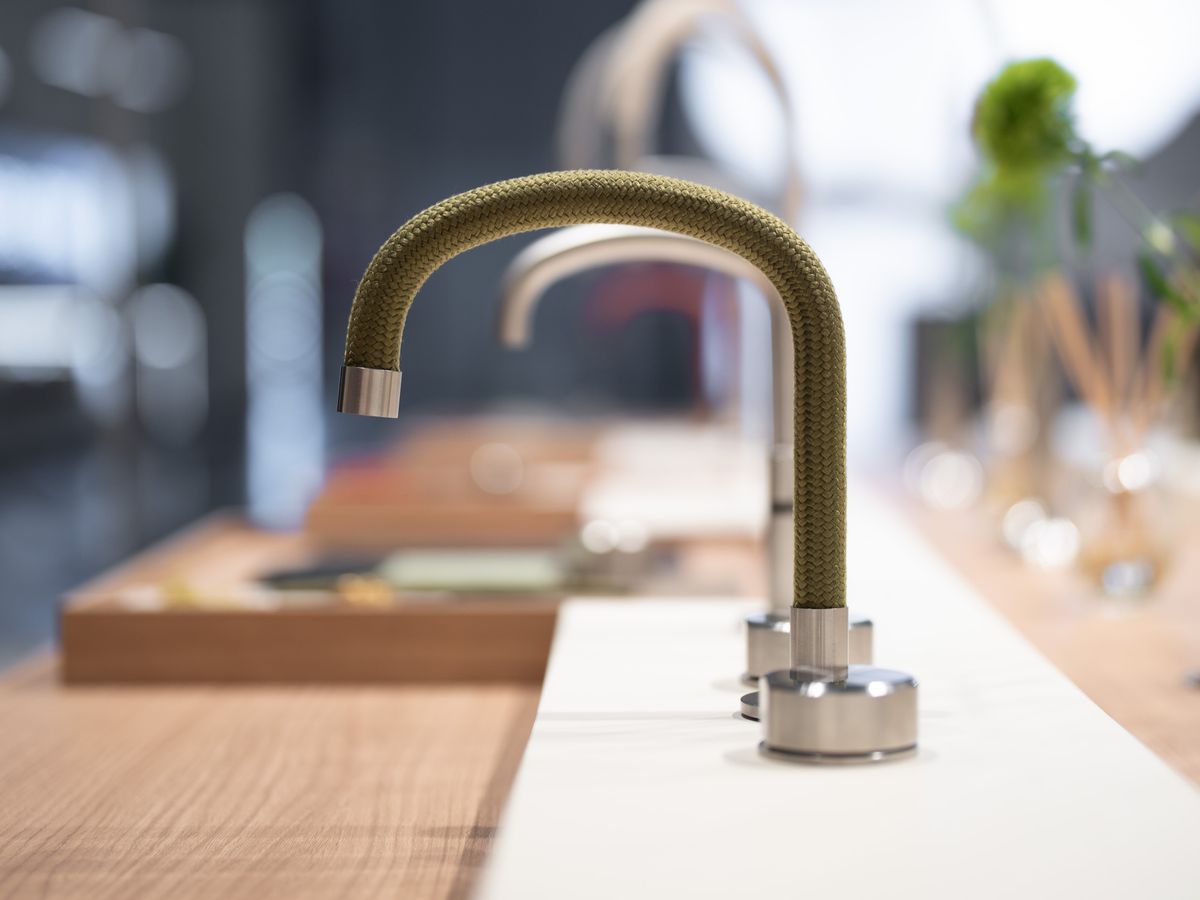 Guglielmi stainless steel taps with wire and iroko wood