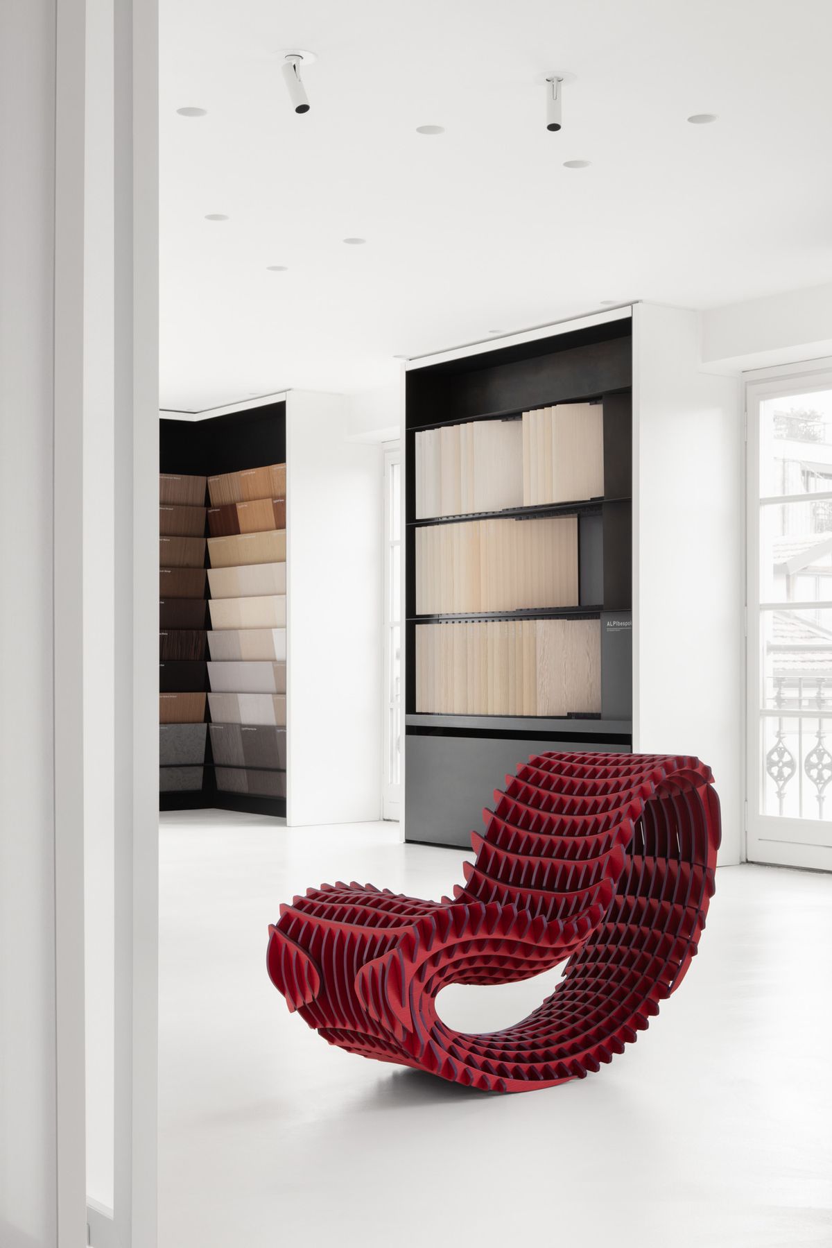 Alpi wood according to Ron Arad: the 'If I were a carpenter' project