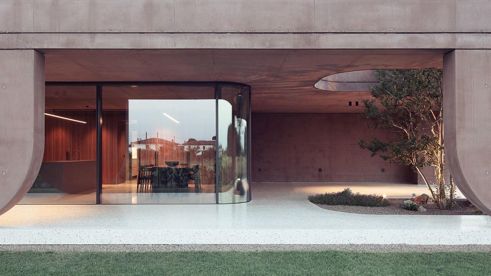 Designing a Modern Veranda: Ideas, Materials and Solutions