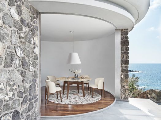 Calligaris: Chaises, tables et mobilier design | Archiproducts
