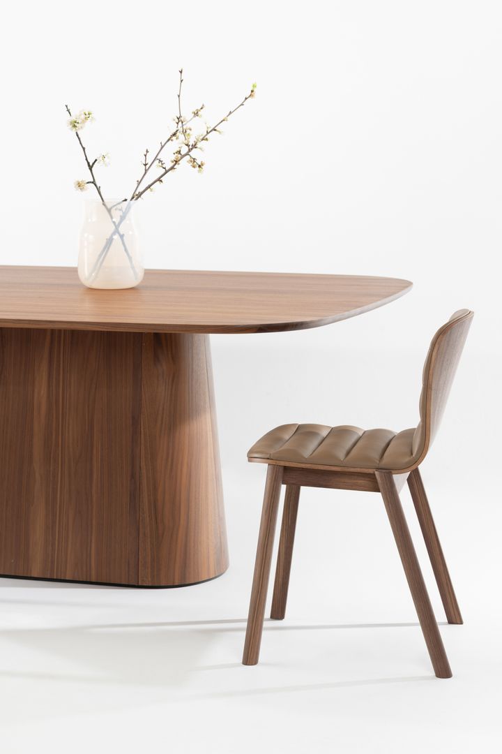 TON All’essenza Chair by Alexander Gufler: New Wooden Chair Presented ...