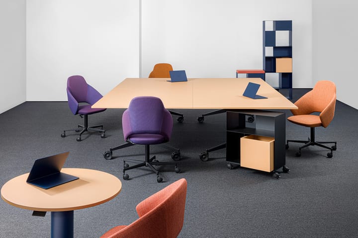 Icon chair by Mara designed by Marcello Ziliani in ADI Design Index 2023