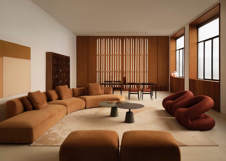 MDF Italia events dedicated to the modular sofa system Array