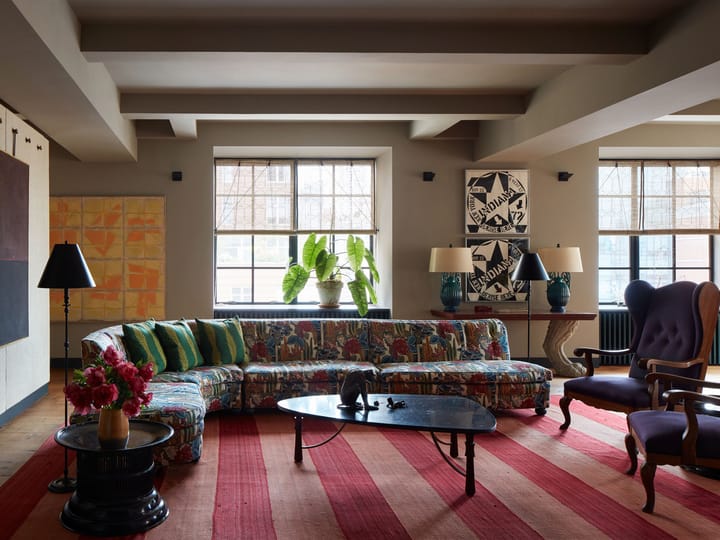 A Chelsea loft by Ryan Lawson features products by Knoll, Green River ...