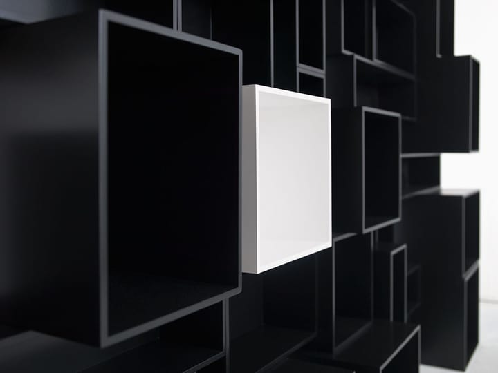 Cubit in 15 colours and natural walnut veneer