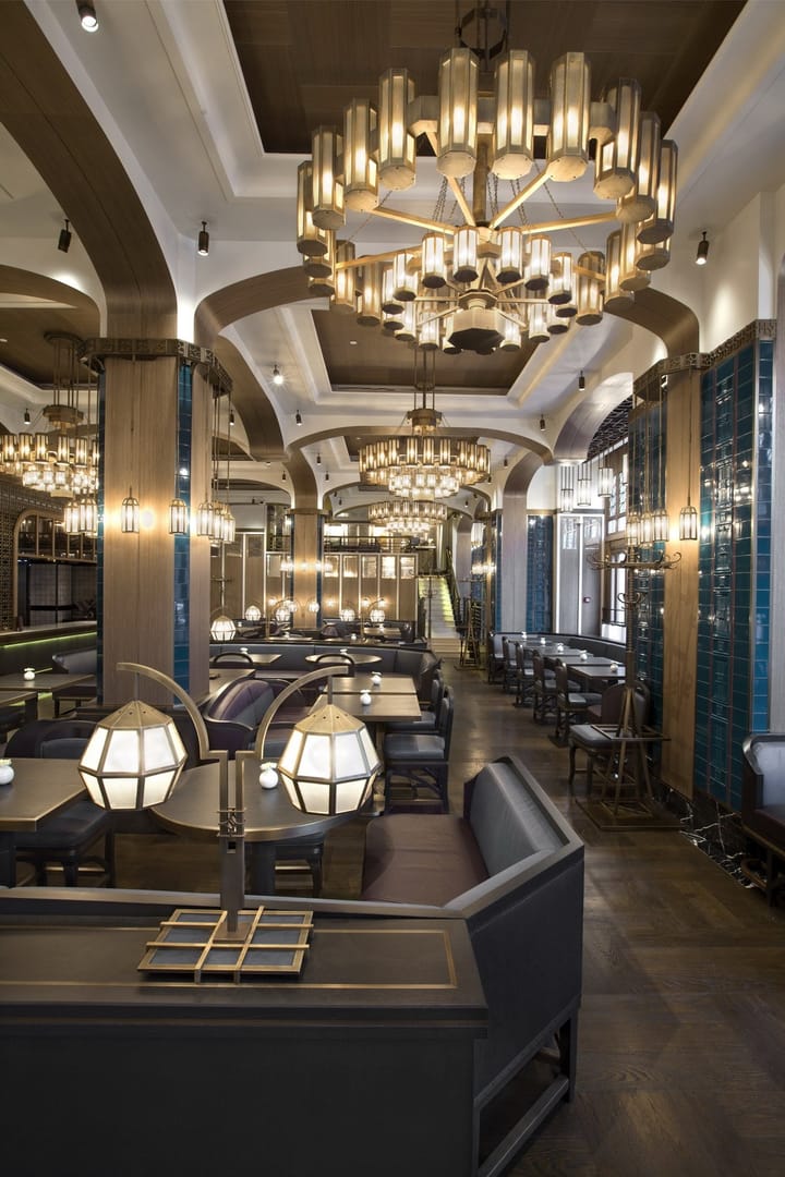 Lasvit is proud to present their latest projects in Chicago and in Moscow