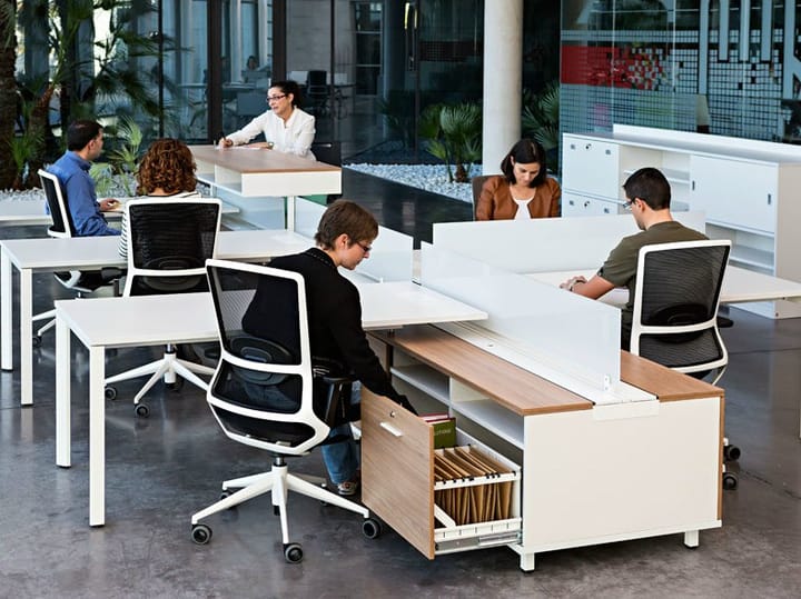 Spine by Actiu, the 'backbone' of the future office