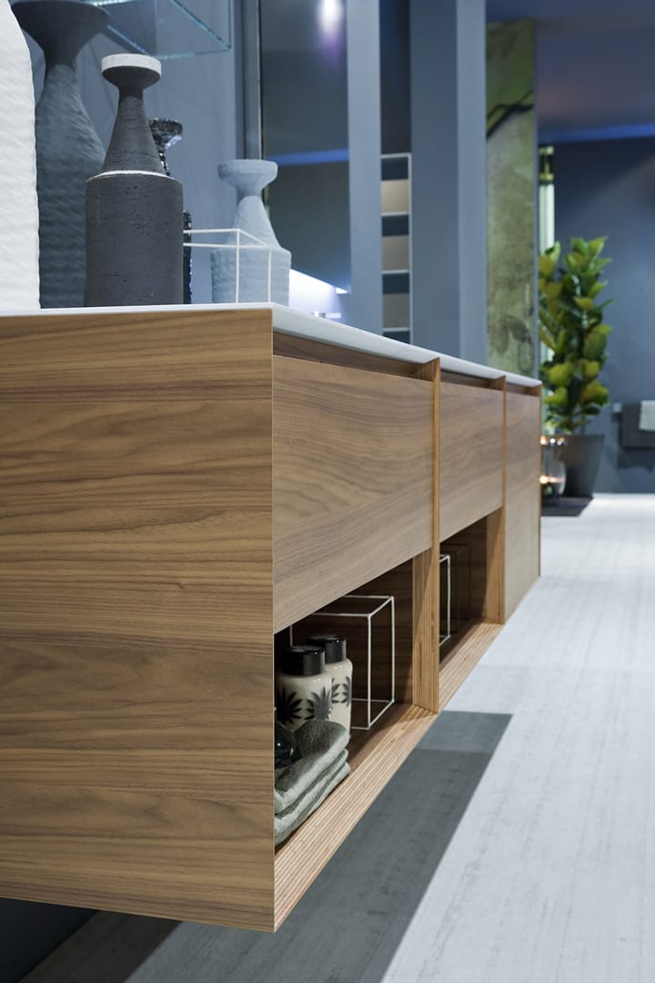 Antoniolupi presents Panta Rei XL, design by Carlo Colombo