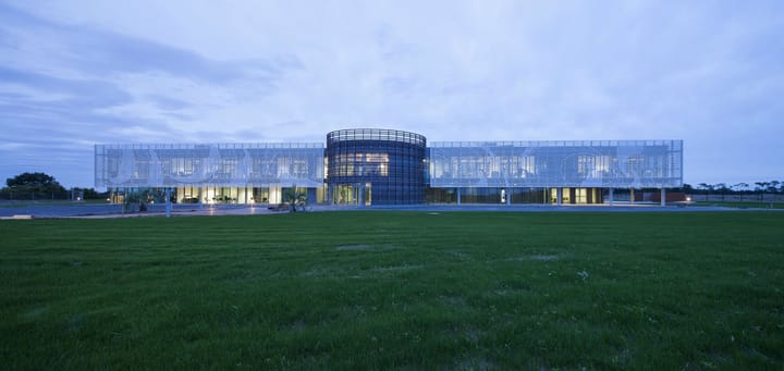 Beneteau’S façade: When HI-MACS® Becomes ART