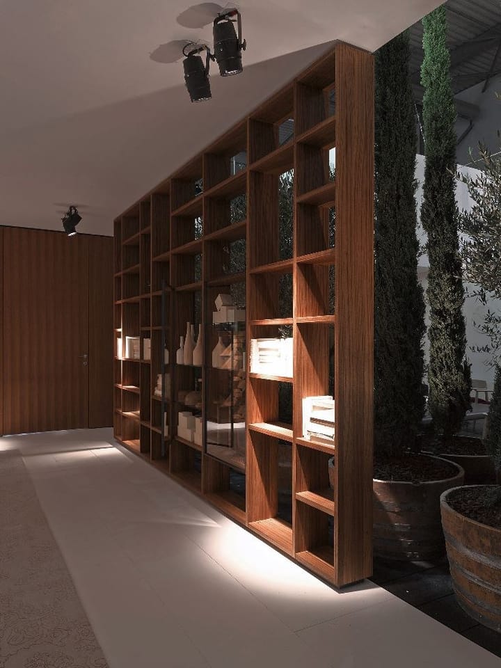 Delicate harmony of contrasts for Porro Collections