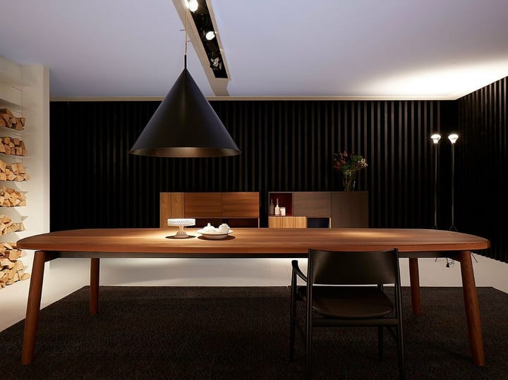 Delicate harmony of contrasts for Porro Collections