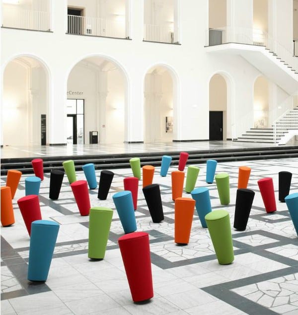 Stand-up: a stylish, fun and new mover