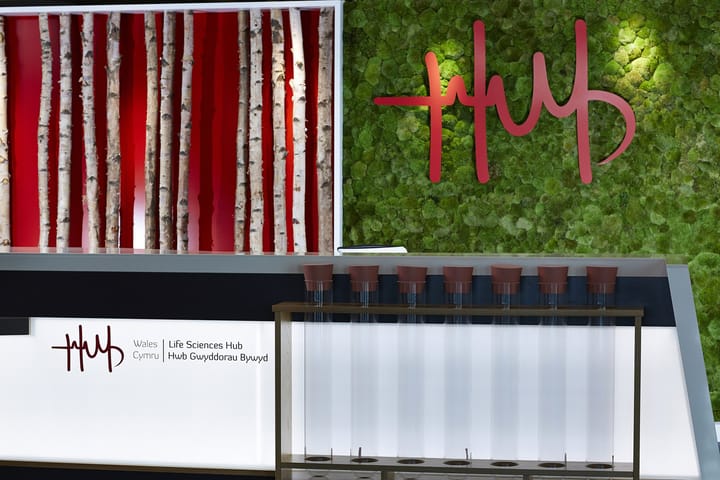 HI-MACS® al Life Science Hub di Cardiff Bay