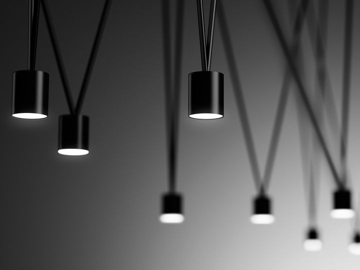 Match: Sculptural light compositions in chaotic harmony