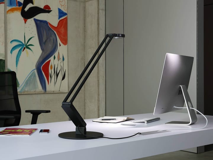 LUCTRA®, the first biologically effective LED lamp system for the workplace