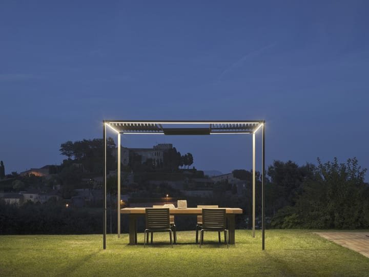 Landscape integration by Vibia