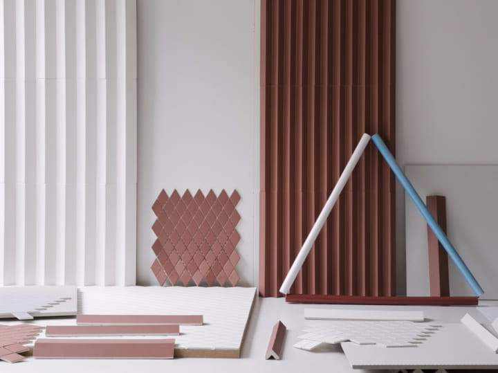 Rombini: an alphabet of shapes and colors