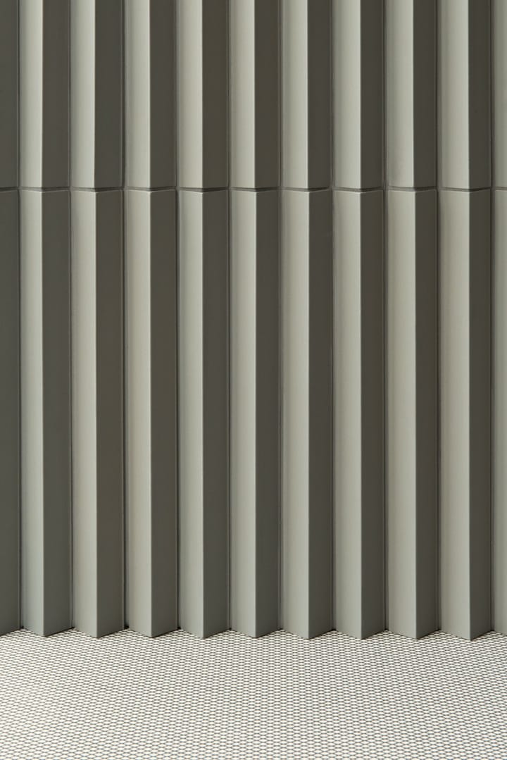 Rombini: an alphabet of shapes and colors