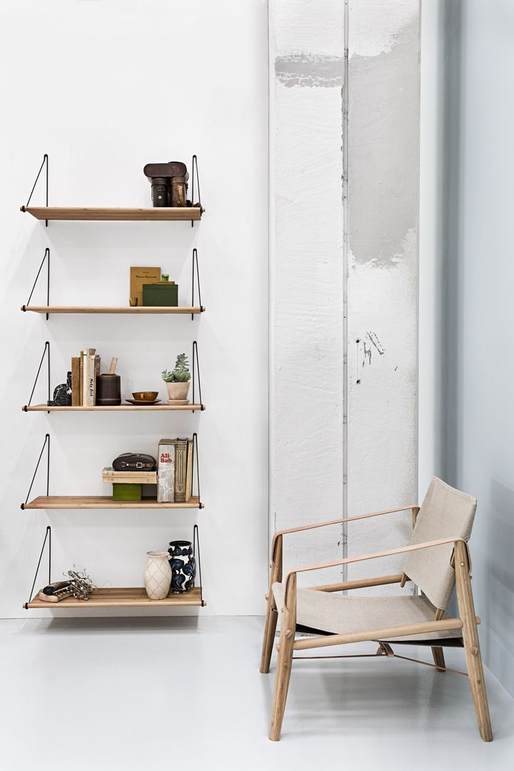 Loop: reshaping the traditional shelf