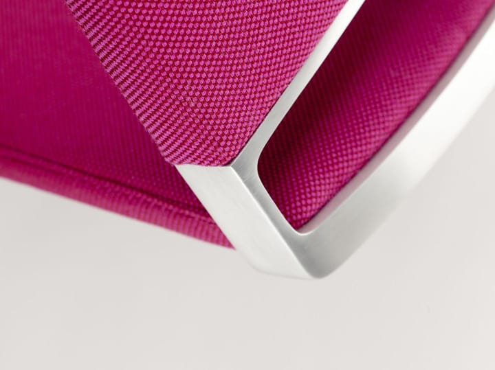 From folding table to acoustic partition