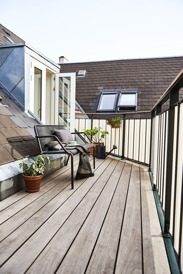 Cane-line bridges the gap between indoor and outdoor