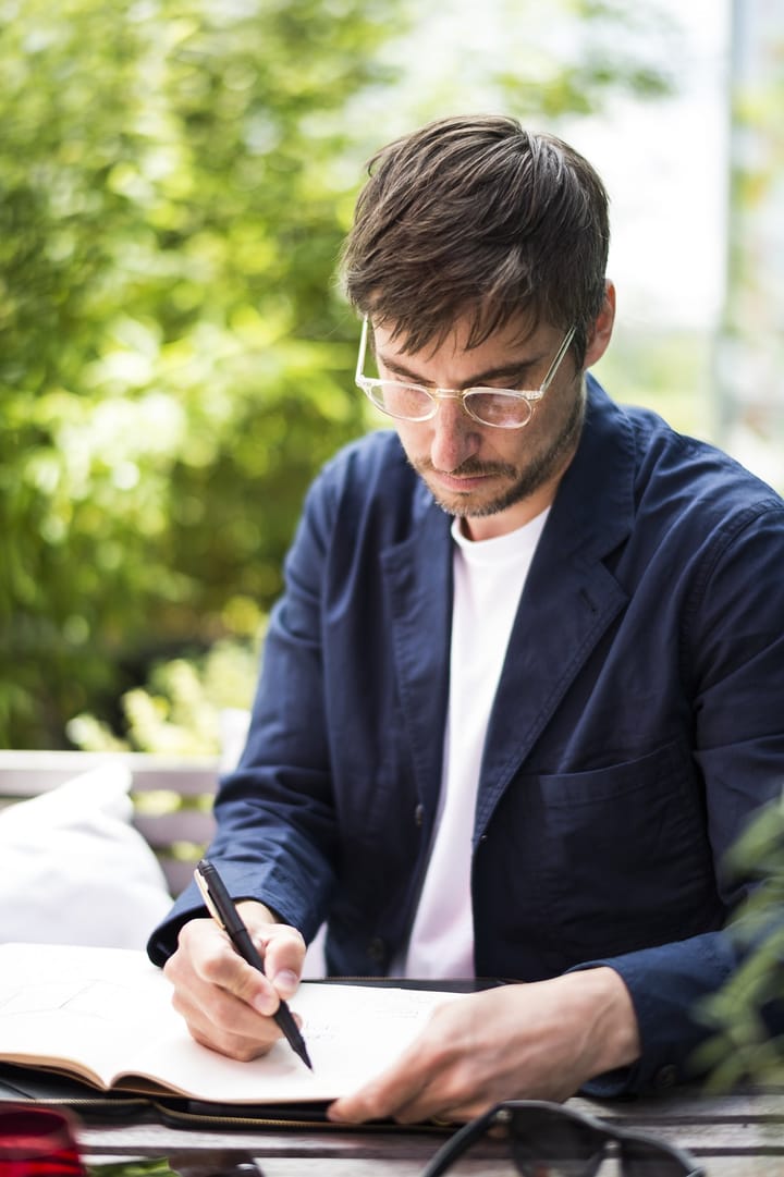 Todd Bracher firma la Das Haus 2017