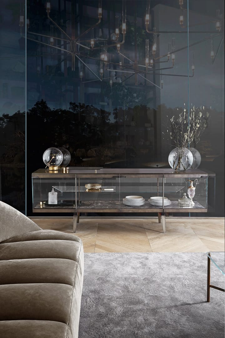 Sophisticated, intimate and elegant interiors