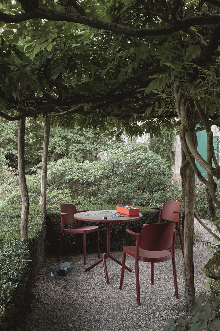 Piazza, design by Jun Yasumoto