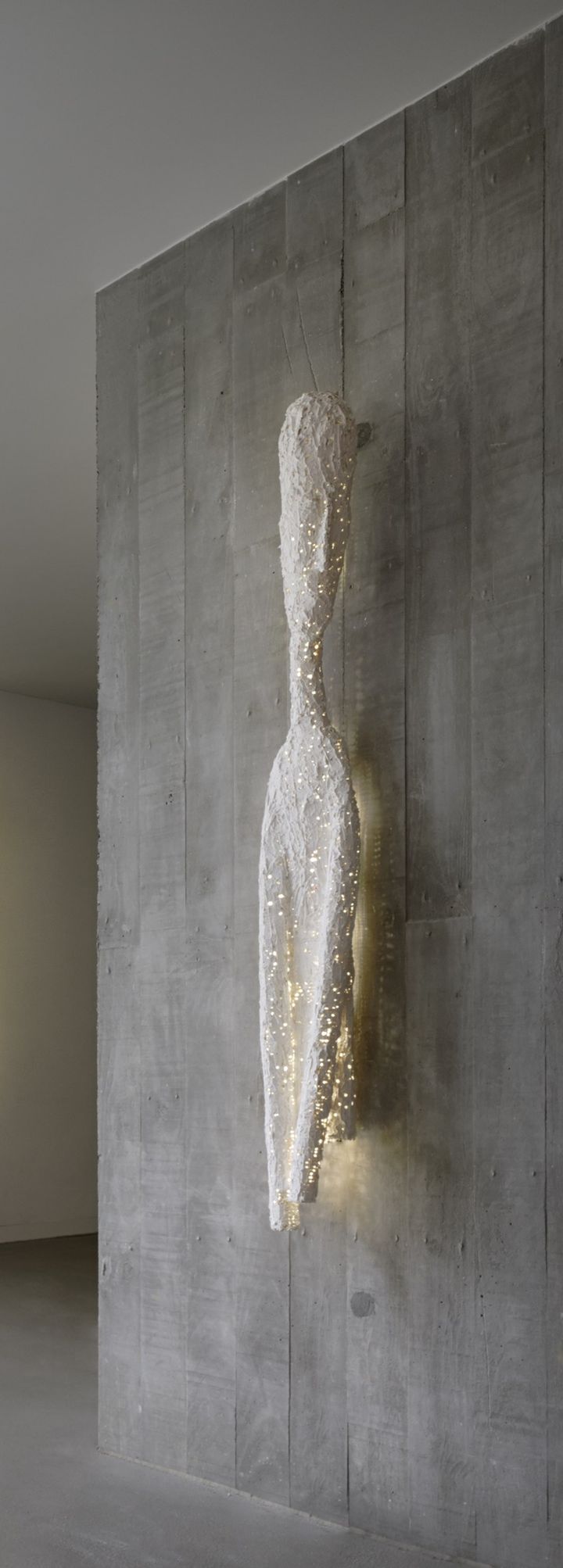 The anthropomorphic lights by Arturo Álvarez