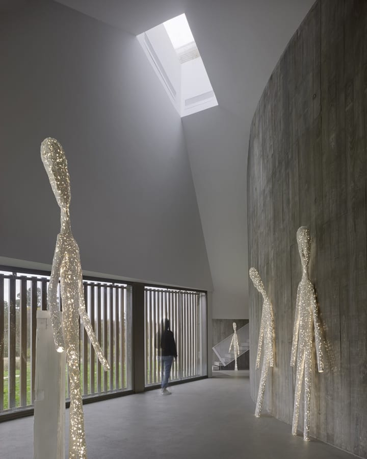 The anthropomorphic lights by Arturo Álvarez