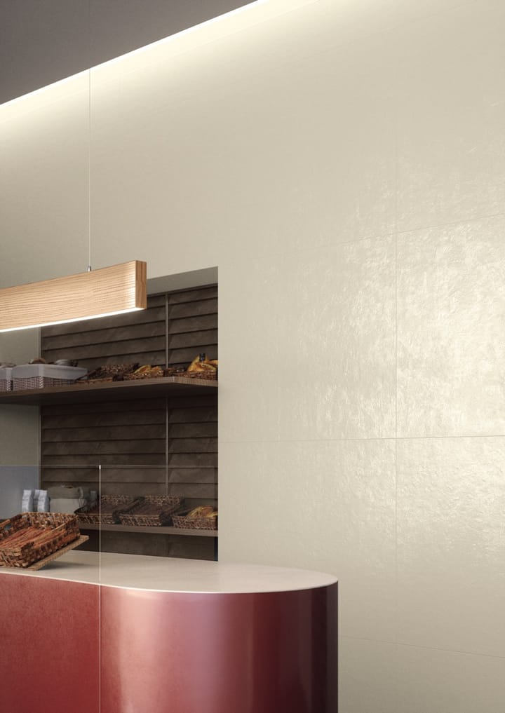 Flashes of light, neutral tones, minimal texture