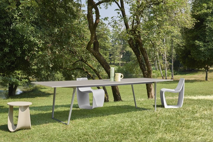 Outdoor Furnishing with MDF Italia Design