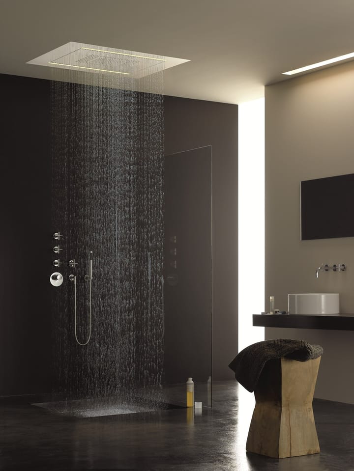 'La sensazione di una doccia all'aperto'