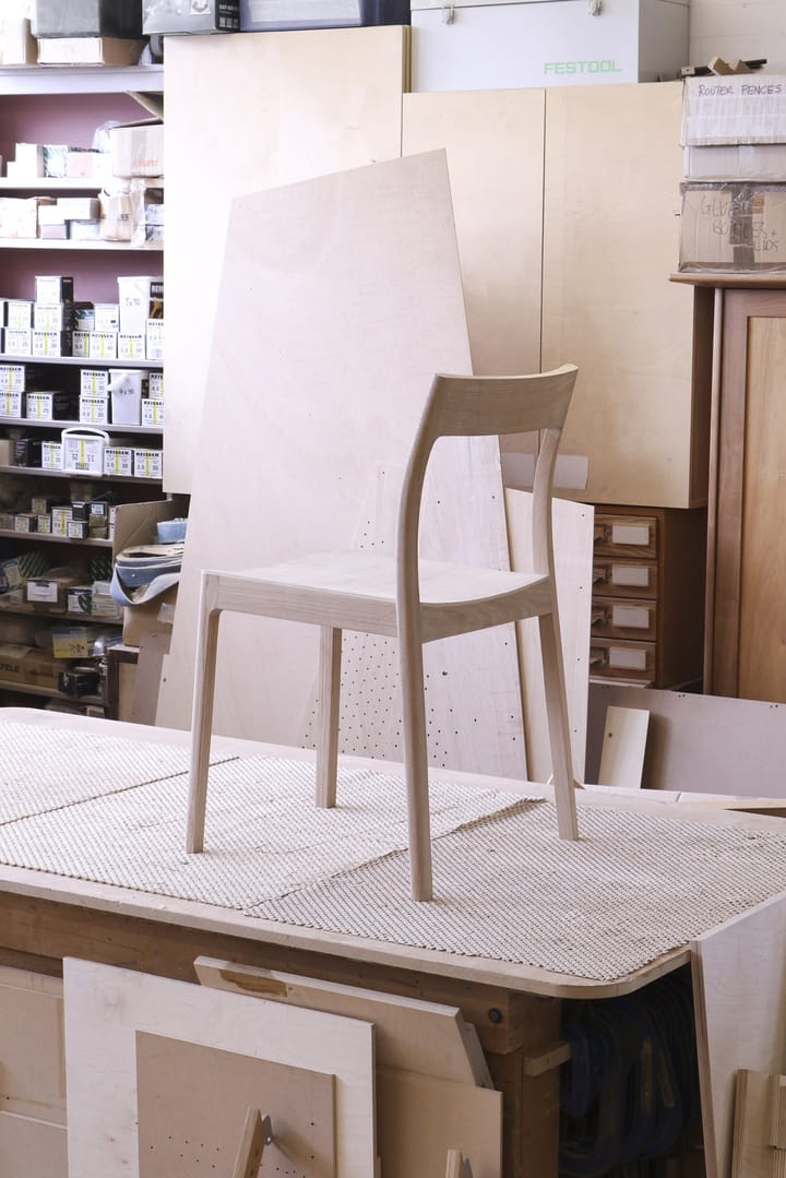 Ballot Chair by Isokon Plus