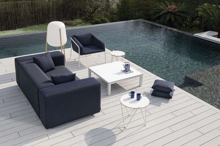 Remembering summer: Dorm by Calma