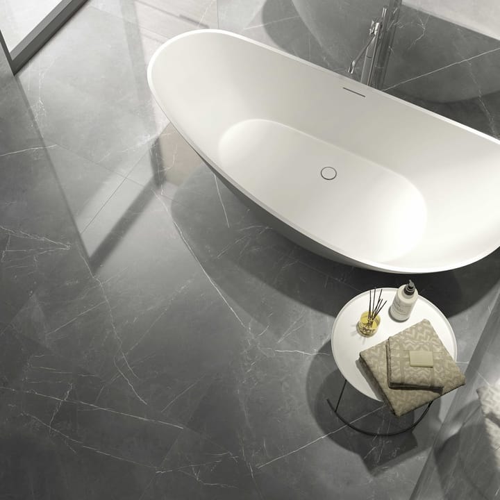 Storm by Inalco: Strengh and Elegance