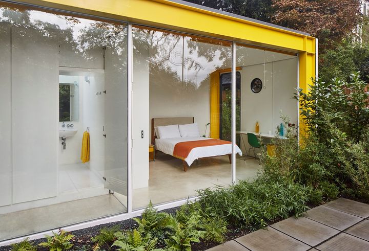 22 Parkside: Iconic Richard Rogers House in Wimbledon features wetrooms ...