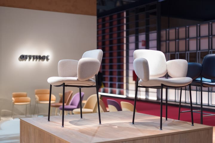 Macka, the chair that looked like it had been shaped by the ocean