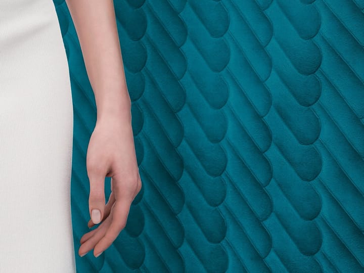 Textures and colours decorate the walls by Wall&decò