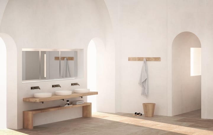 Color Elements, Seductive Matter