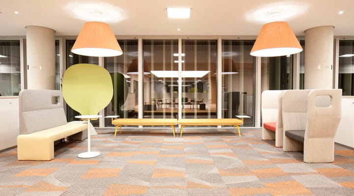 Legno, colore e interazione: True Design a Seul