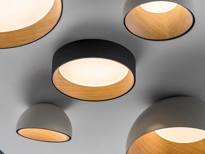 Duo. Laminate oak + metal shade