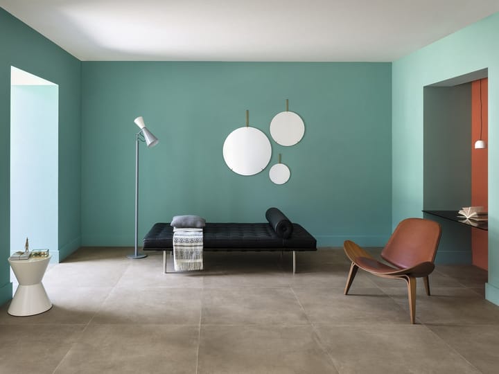 A new interpretation of minimalist concrete effect
