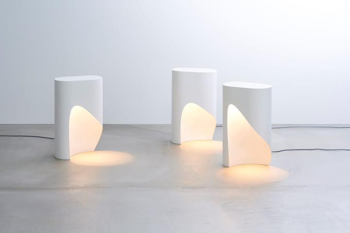 Oculus, a Project Exploring the Relationship Between Light and Objects