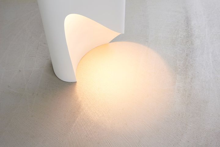 Oculus, a Project Exploring the Relationship Between Light and Objects