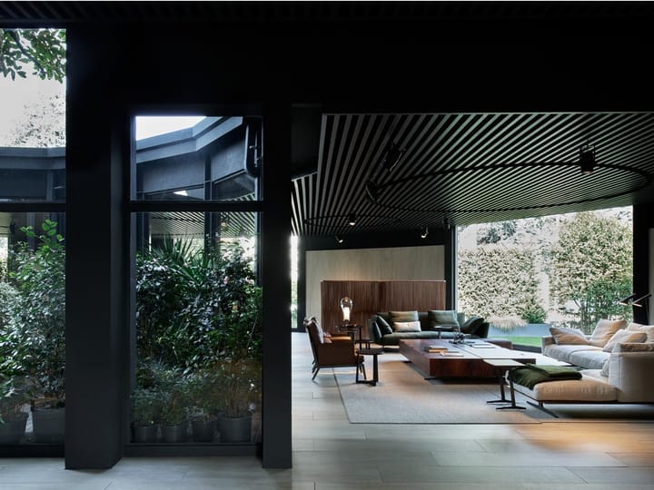 Lo storico spazio Flexform di Meda si rinnova